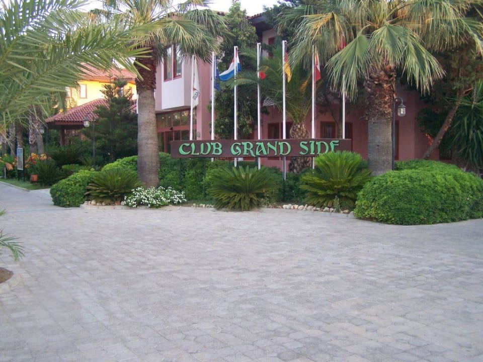 "Der Eingang zum Hotel " Club Grand Side (Colakli) • HolidayCheck ...