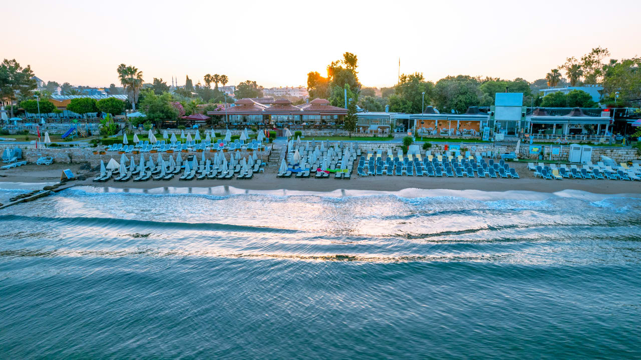 "Strand" Özlem Garden Hotel (Side) • HolidayCheck (Türkische Riviera ...