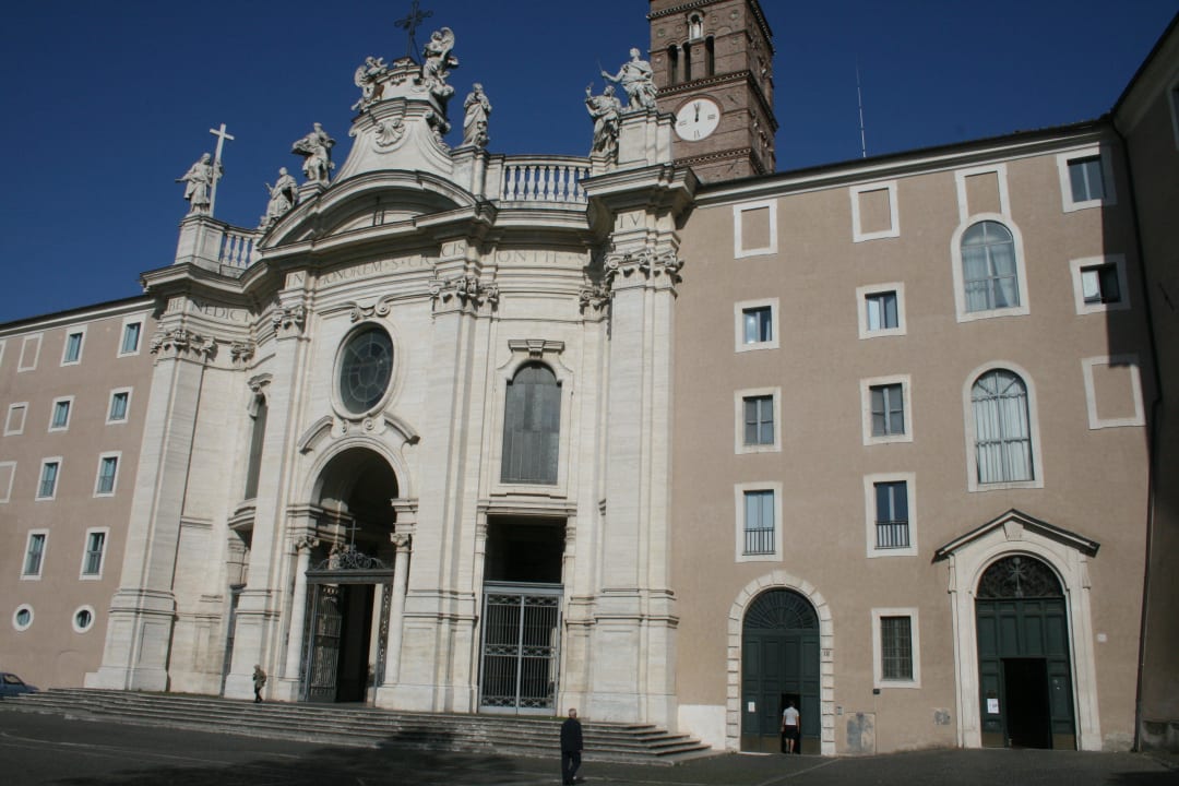 "Hotel und Kloster" Hotel Domus Sessoriana (Rom) • HolidayCheck (Latium ...