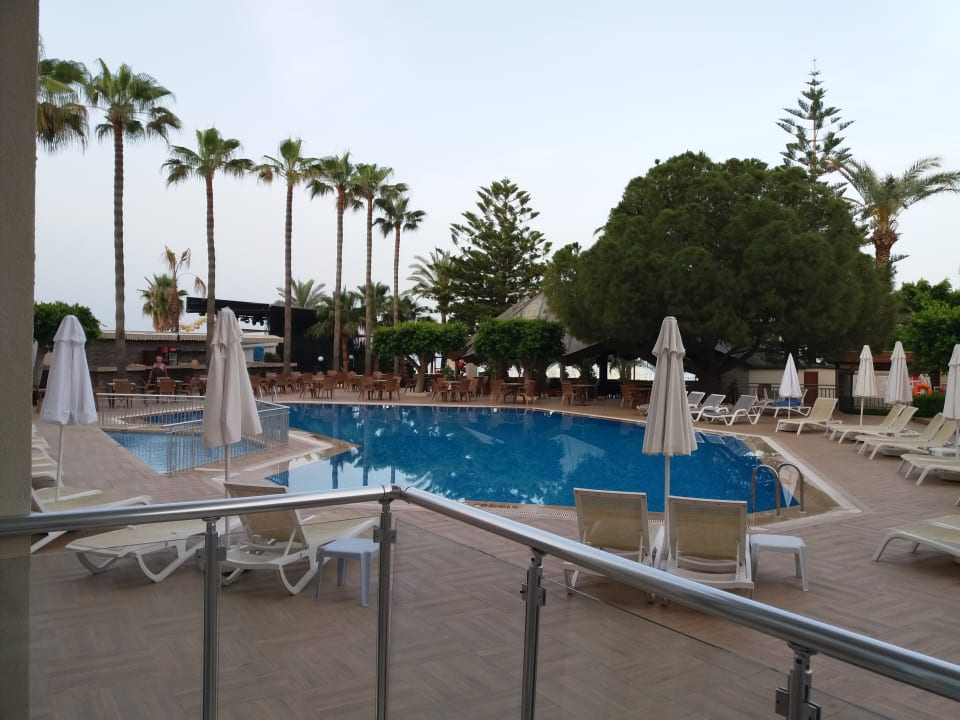 "Pool" Hotel Nerton (Side) • HolidayCheck (Türkische Riviera | Türkei)
