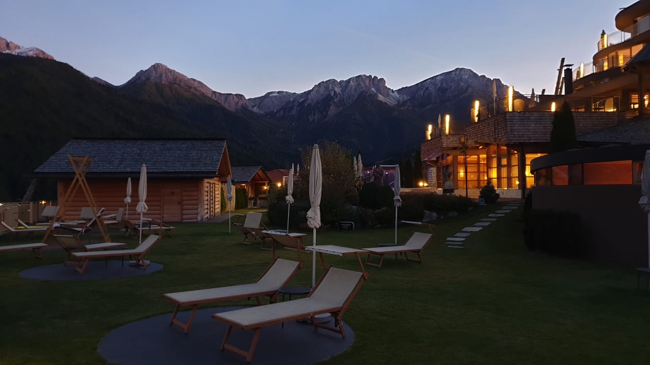 "Gartenanlage" Alpin Panorama Hotel Hubertus (Valdaora / Olang ...