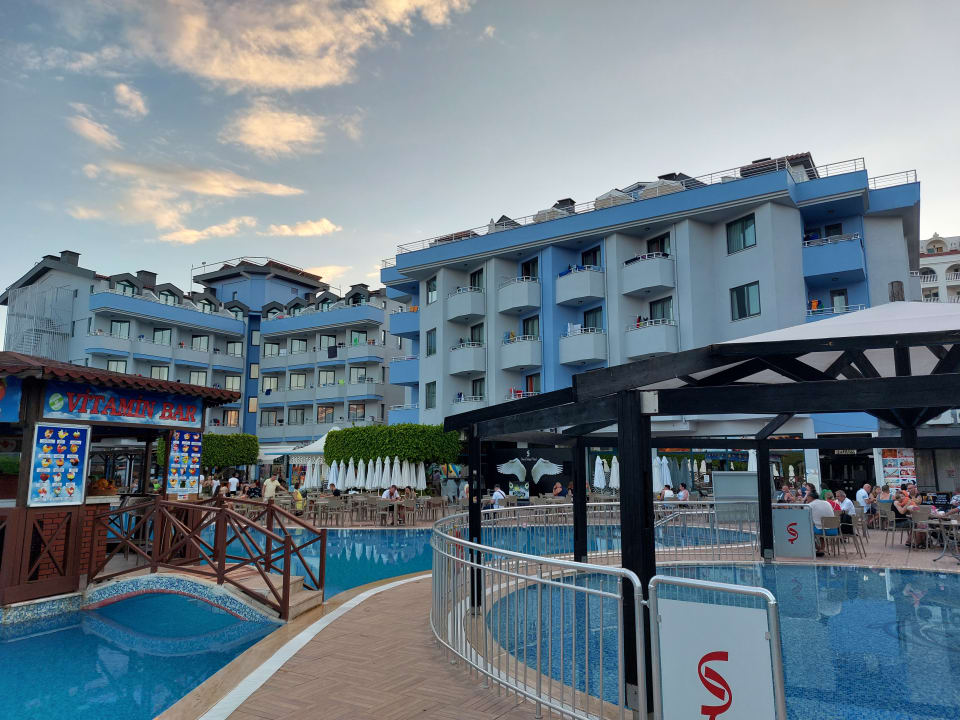 "Außenansicht" Grand Seker Hotel (Evrenseki) • HolidayCheck (Türkische ...