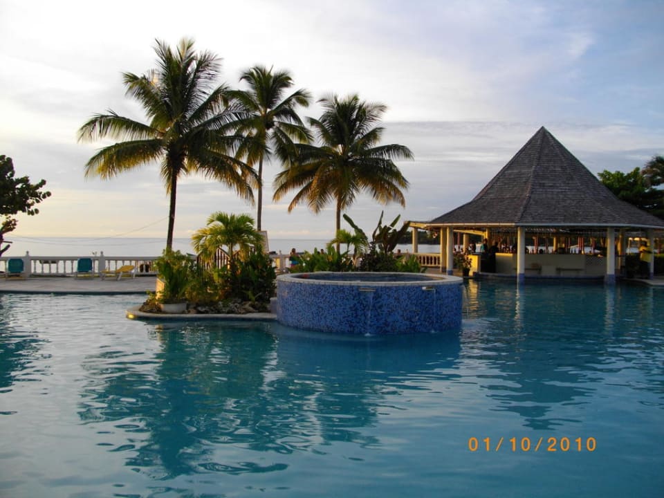 "Pool" Starfish Tobago Resort (Plymouth) • HolidayCheck (Trinidad ...