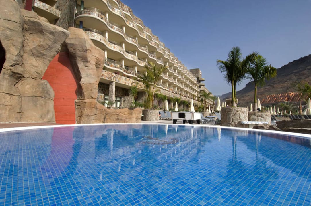 "Hotel Paradise Valle Taur..." Hotel LIVVO Valle Taurito (Taurito ...