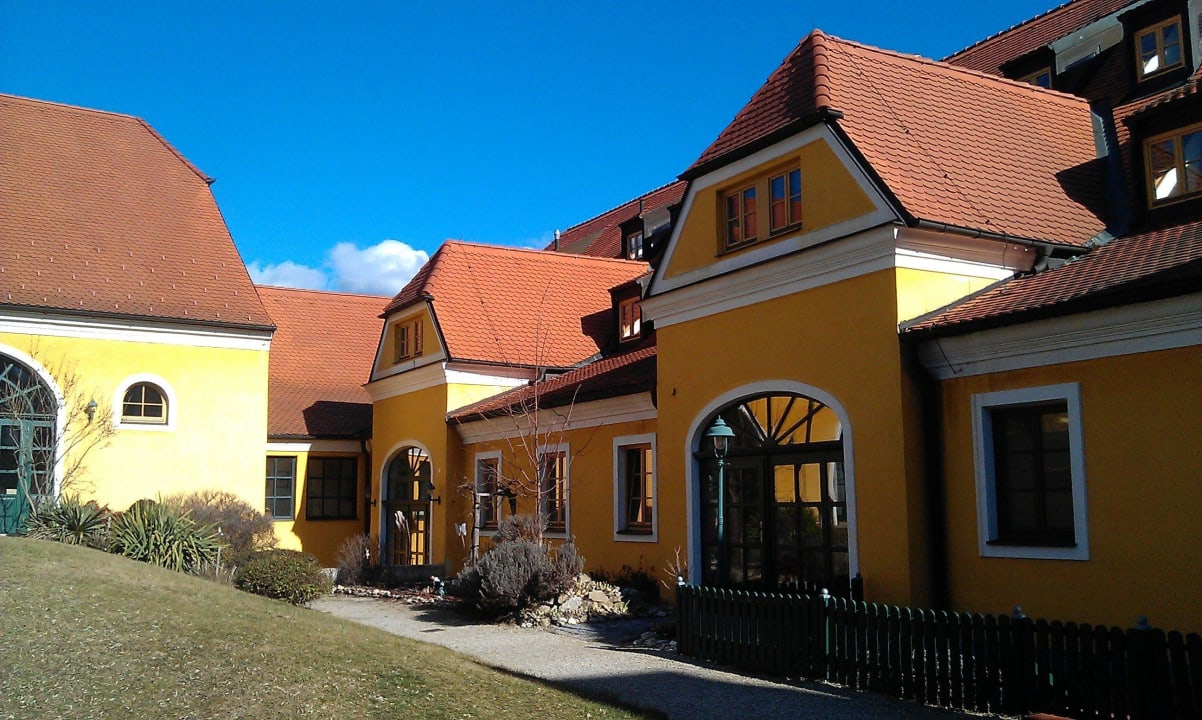 "Außenansicht des Hotels" Hotel Althof Retz (Retz) • HolidayCheck ...