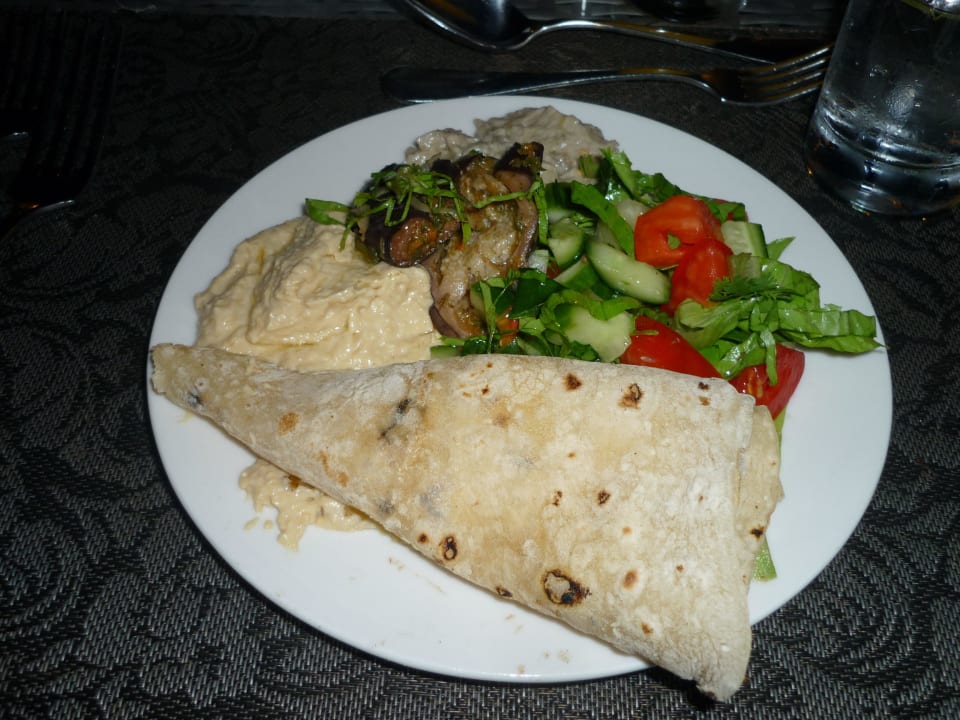 "Kalte Vorspeise im Themen..." Hotel Xperience Sea Breeze Resort (Shark ...