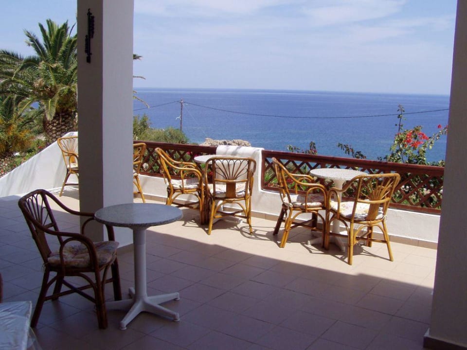 "Terrasse" Amoopi Bay (Amoopi) • HolidayCheck (Karpathos | Griechenland)