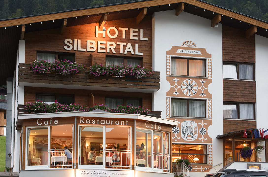 "Außenansicht" Hotel Silbertal (Silbertal) • HolidayCheck (Vorarlberg ...