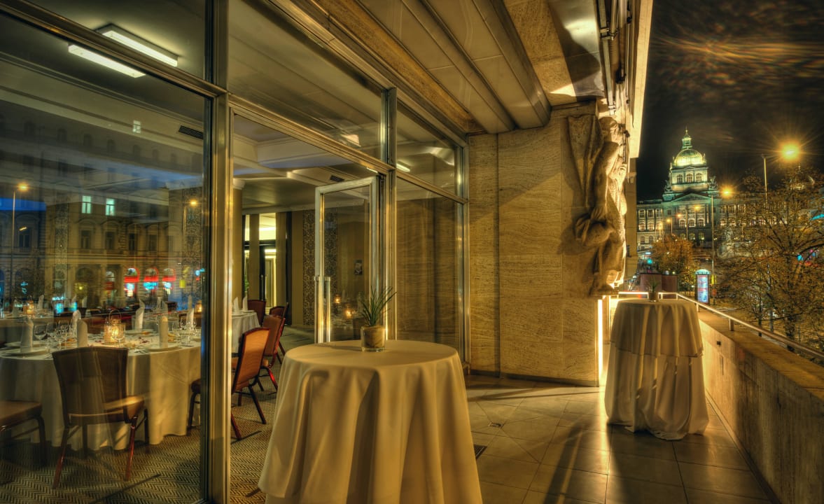 "Jalta Conference Center -..." Jalta Boutique Hotel (Prag / Praha ...