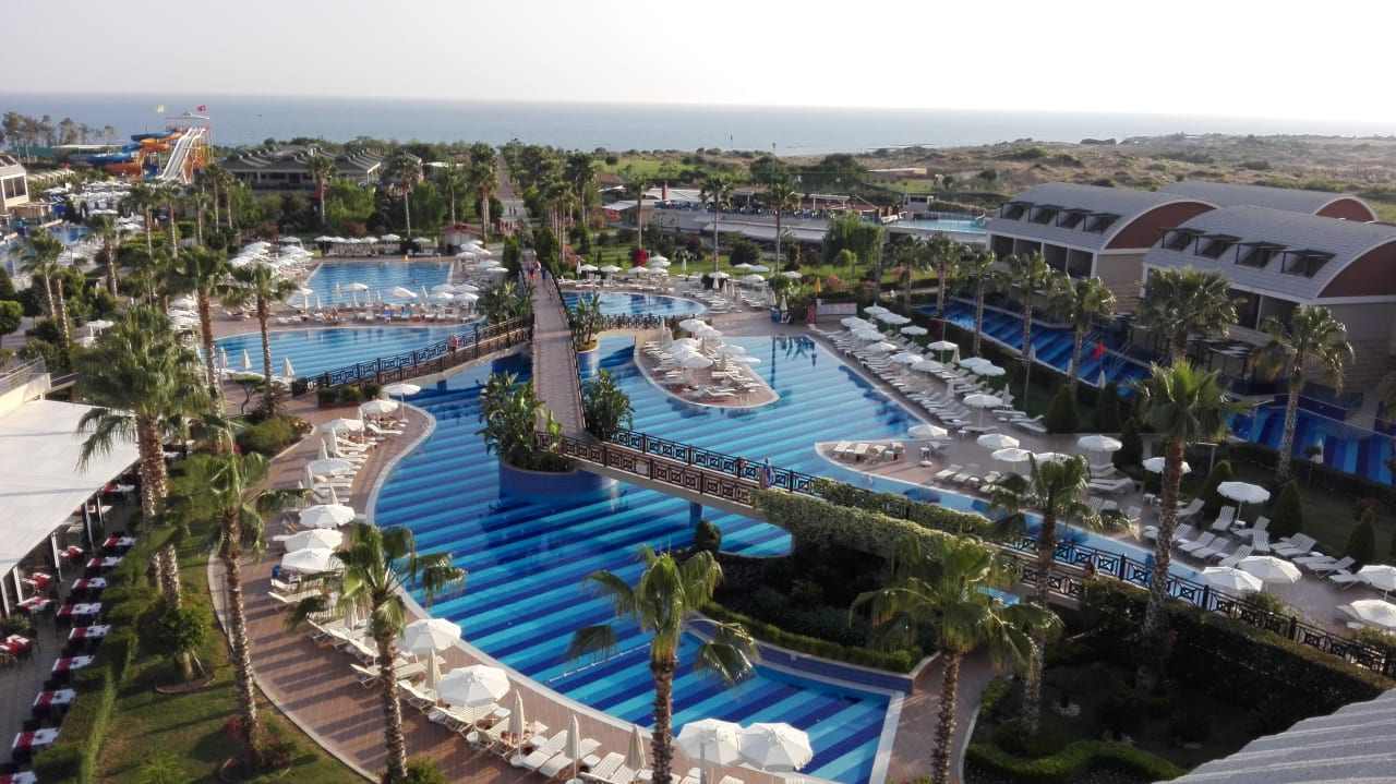 "Ausblick" TUI MAGIC LIFE Jacaranda (Side - Gündogdu) • HolidayCheck ...