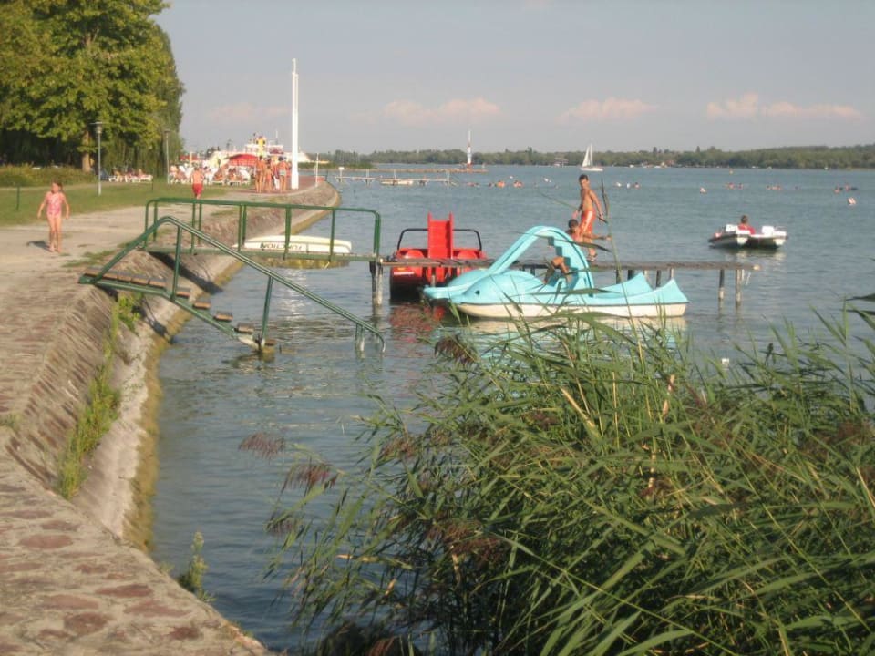 "Hotelstrand am Plattensee" Club Tihany Hotel & Bungalows (Tihany ...