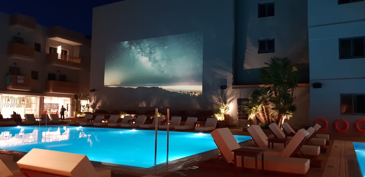 "Pool mit riesen Leinwand" Cook's Club Hersonissos (Chersónisos ...