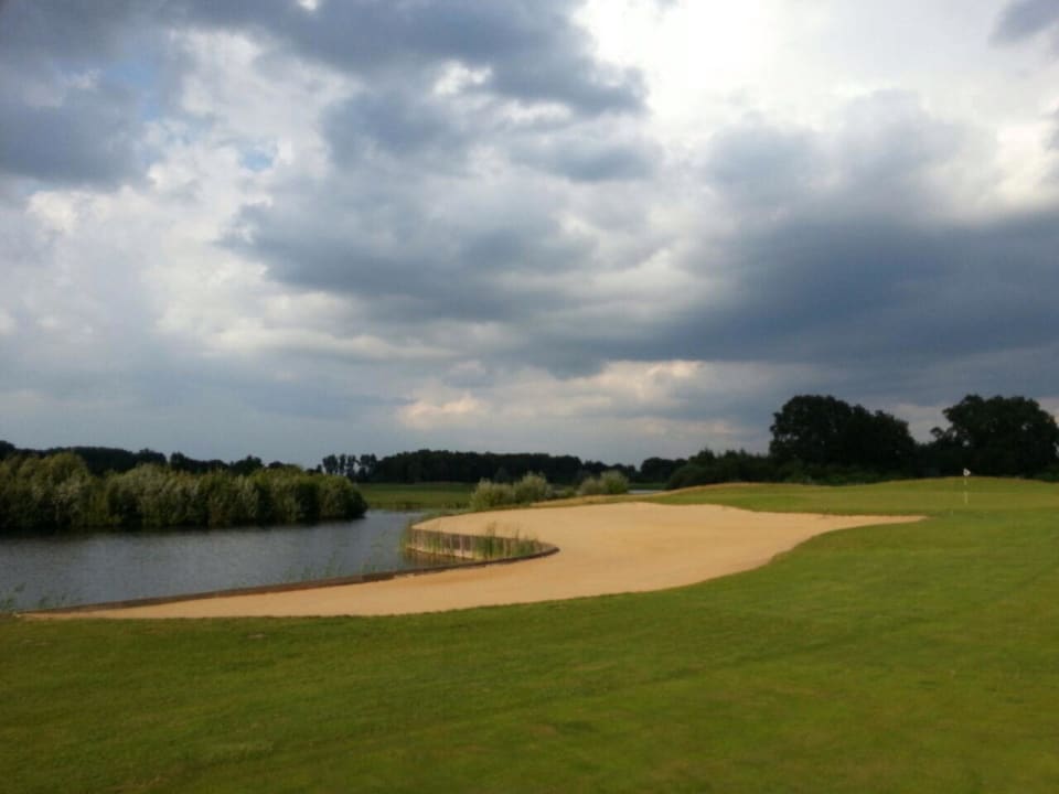 "Lake Course" Golfhotel Schloss Lüdersburg (Lüdersburg) • HolidayCheck ...