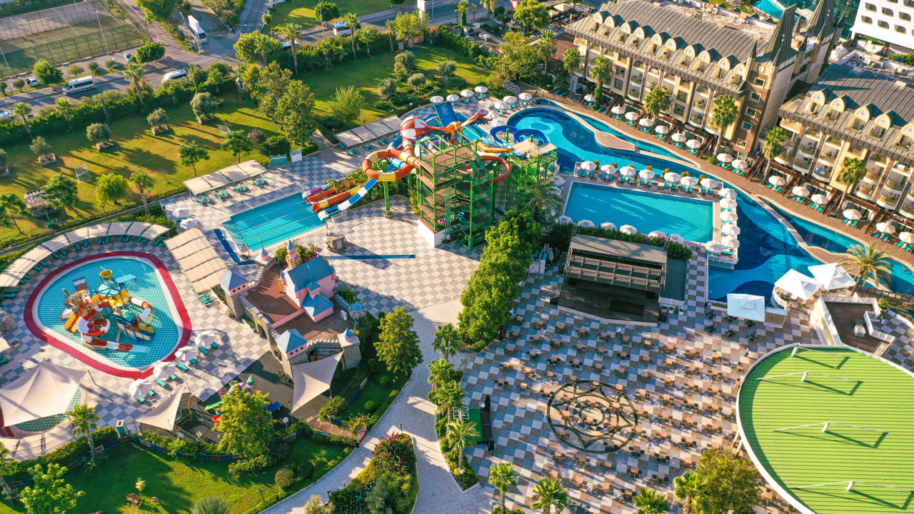 "Ausblick" Crystal Prestige Elite (Göynük bei Kemer) • HolidayCheck ...