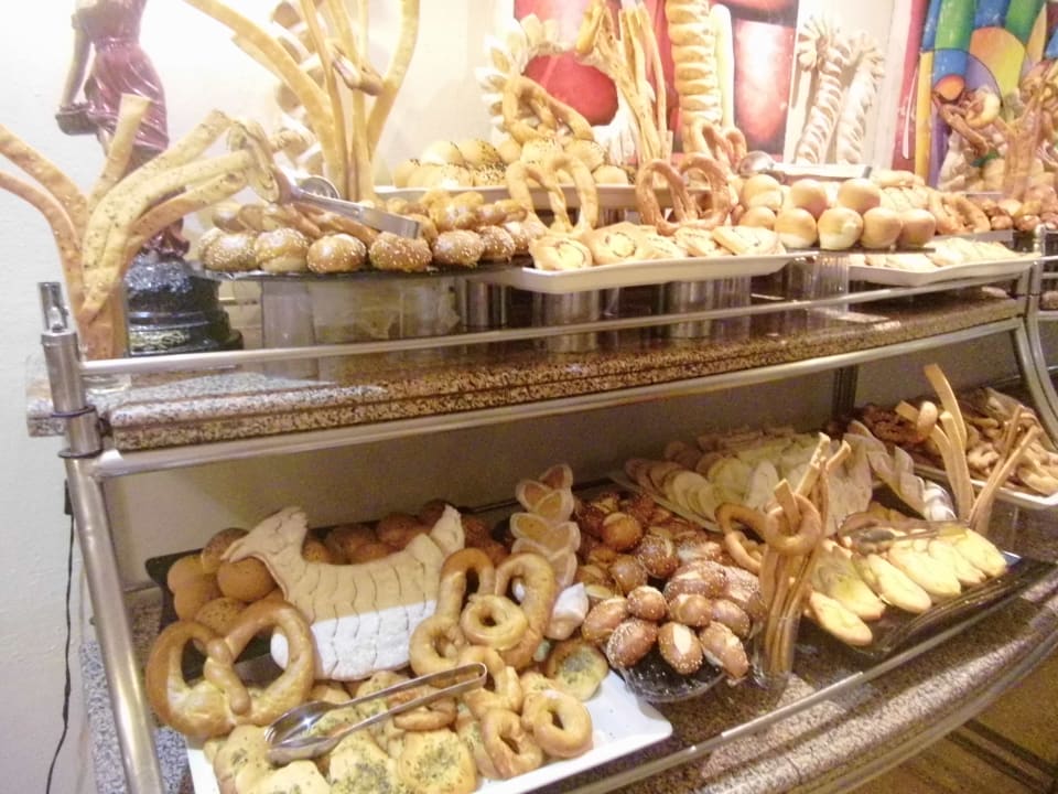 "Noch mehr Brot" Three Corners Fayrouz Plaza Beach Resort (Marsa Alam ...