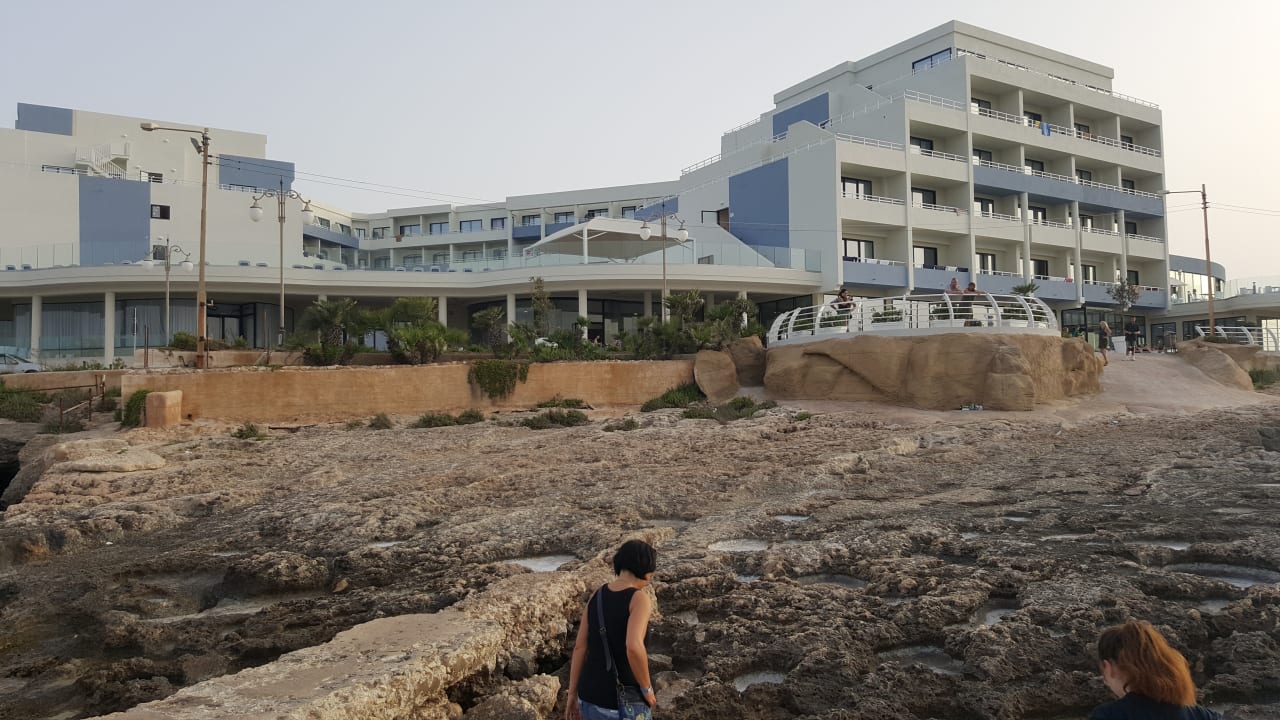 "Außenansicht" Labranda Riviera Hotel & Spa (Mellieha) • HolidayCheck ...