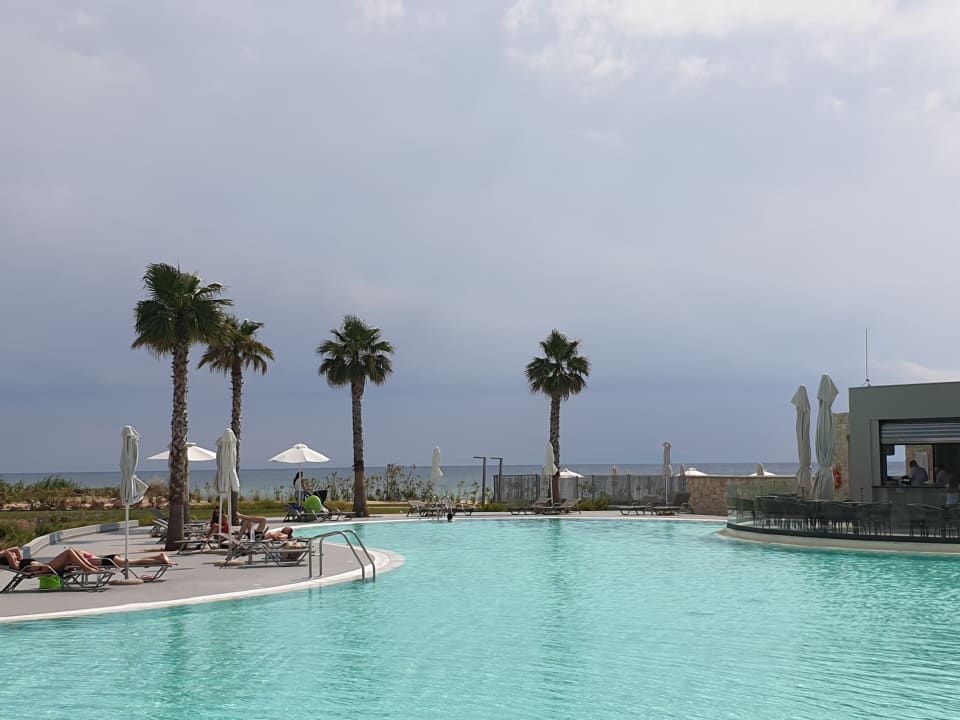 "Pool" Portes Lithos Luxury Resort (Nea Potidea) • HolidayCheck ...