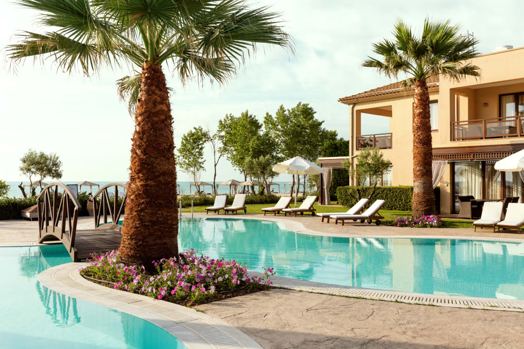 "Pool" Mediterranean Village Hotel & Spa (Paralia) • HolidayCheck ...