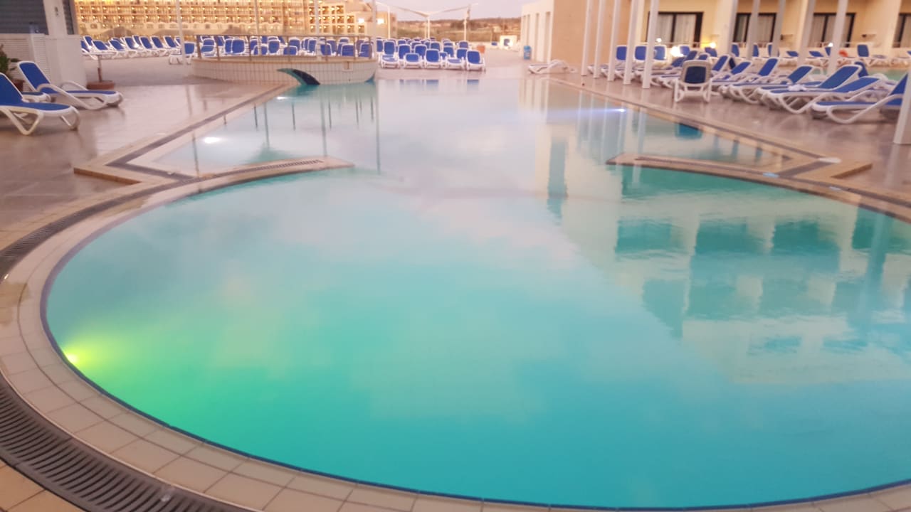 "Pool" Labranda Riviera Hotel & Spa (Mellieha) • HolidayCheck ...