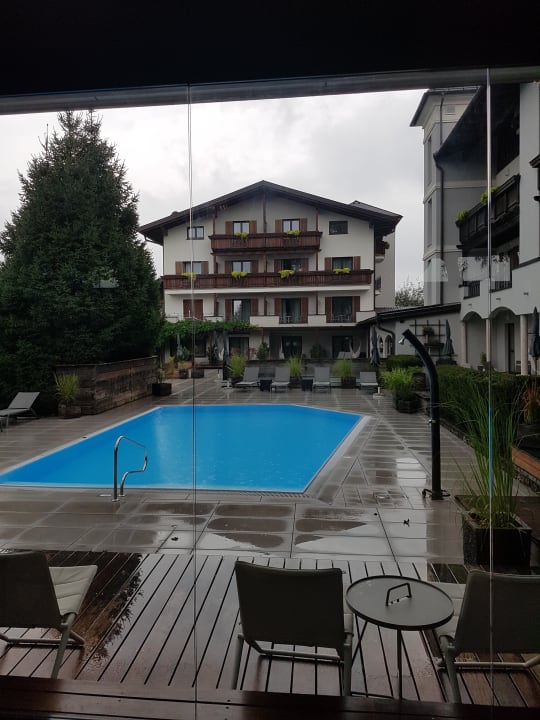 "Pool" Hotel Gerl (Wals) • HolidayCheck (Salzburger Land | Österreich)