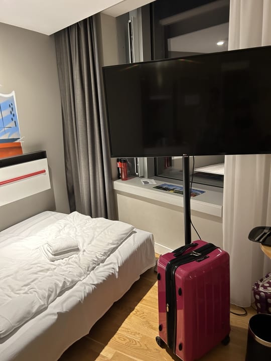 "Zimmer" Holiday Inn Hamburg - City Nord (Hamburg Nord) • HolidayCheck ...