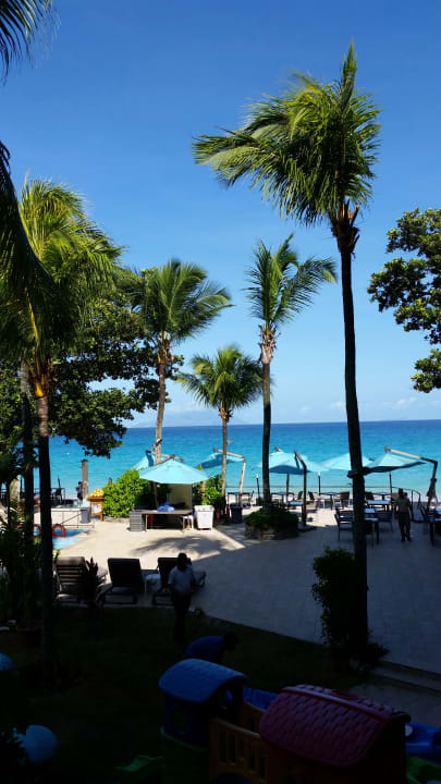 "Blick zum Strandrestauran..." Coral Strand Smart Choice Hotel (Beau ...