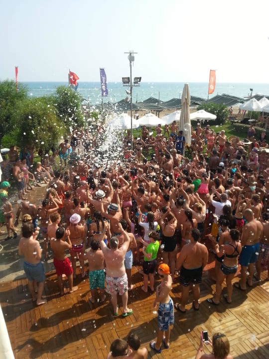 "Schaumparty" Limak Atlantis Deluxe Hotel & Resort (Belek ...