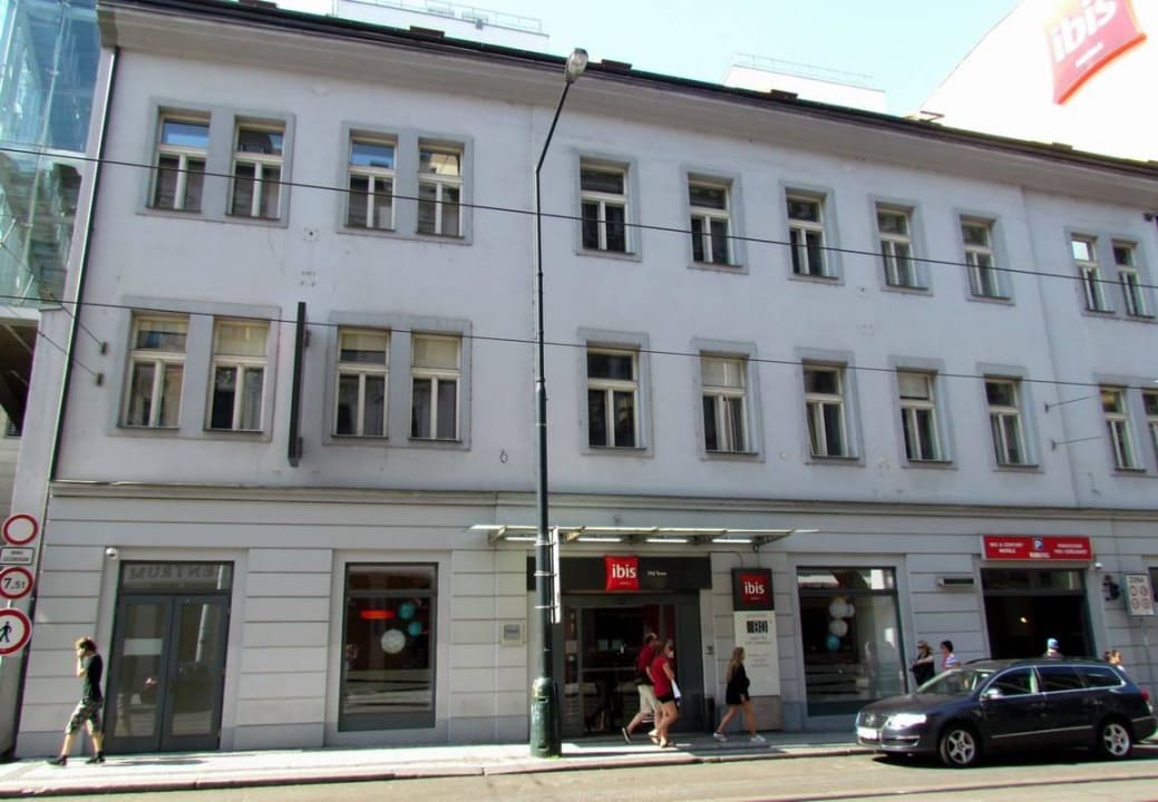 "Entrance" Hotel Ibis Praha Old Town (Prag / Praha) • HolidayCheck ...