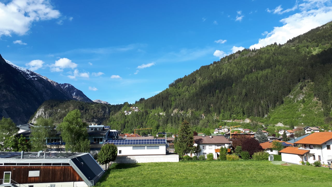 "Aussicht" Hotel Jägerhof (Zams) • HolidayCheck (Tirol | Österreich)