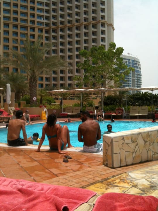 "Pool" Amwaj Rotana Jumeirah Beach Residence (Dubai) • HolidayCheck ...