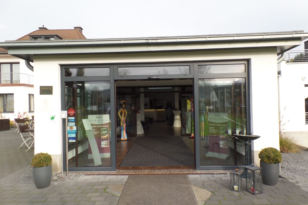 "Hoteleingang" MaraVilla Beauty & Spa (Sinzig) • HolidayCheck ...