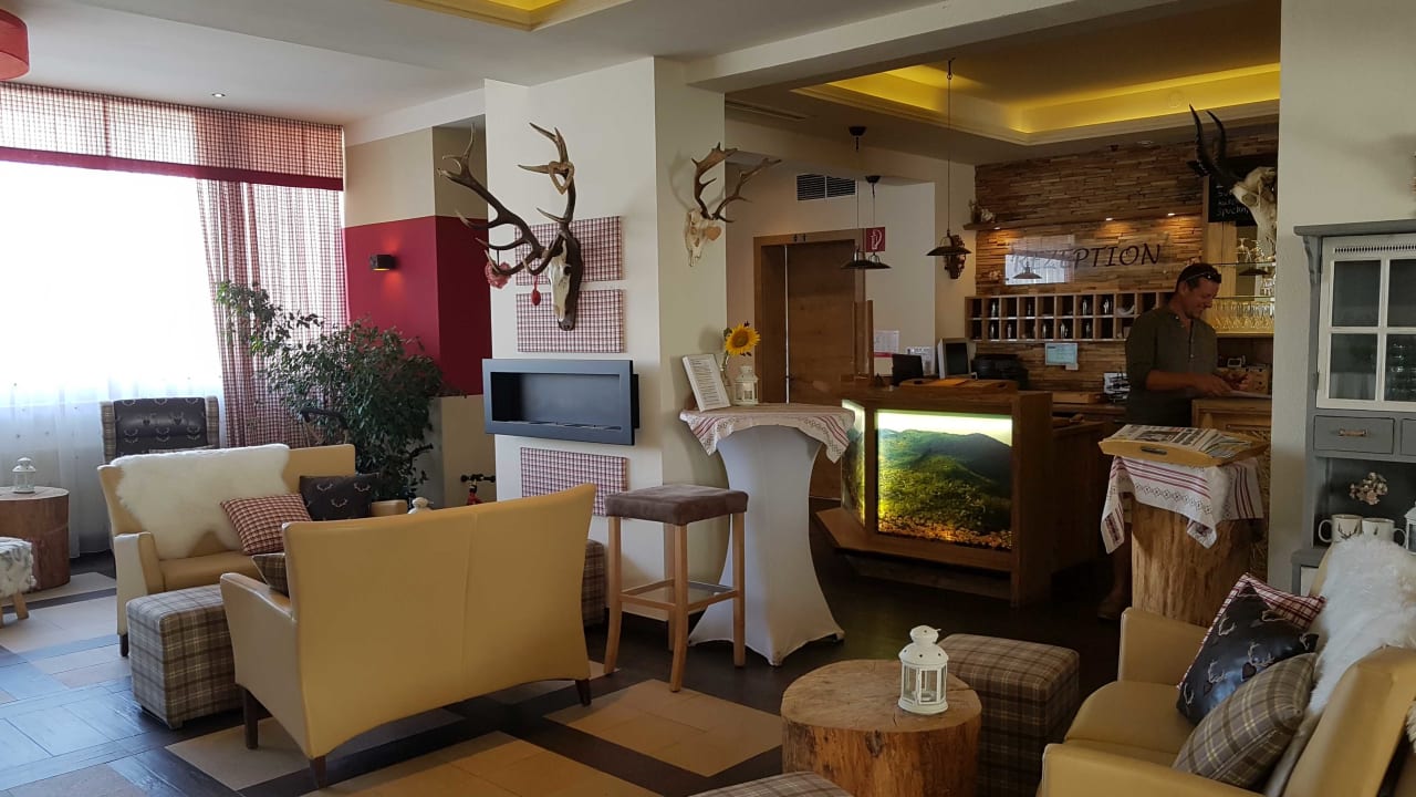 "Lobby" Hotel FIDI (Wolfsthal) • HolidayCheck (Niederösterreich ...