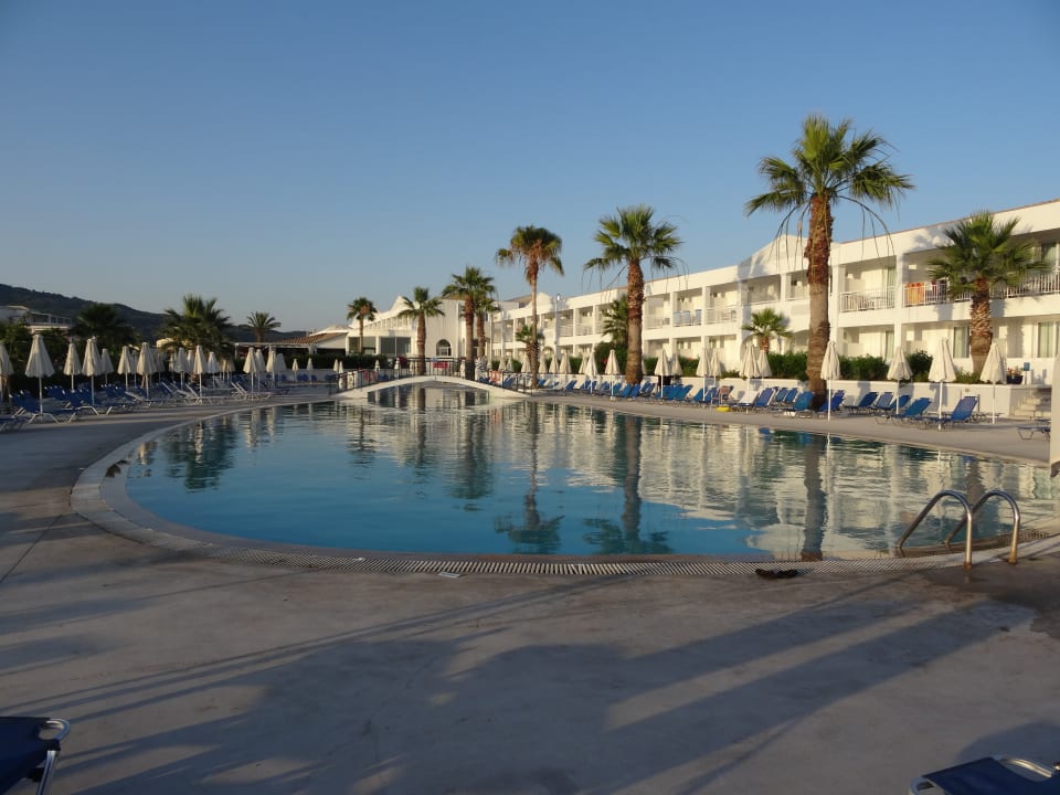 "Pool" Labranda Sandy Beach Resort (Agios Georgios) • HolidayCheck ...