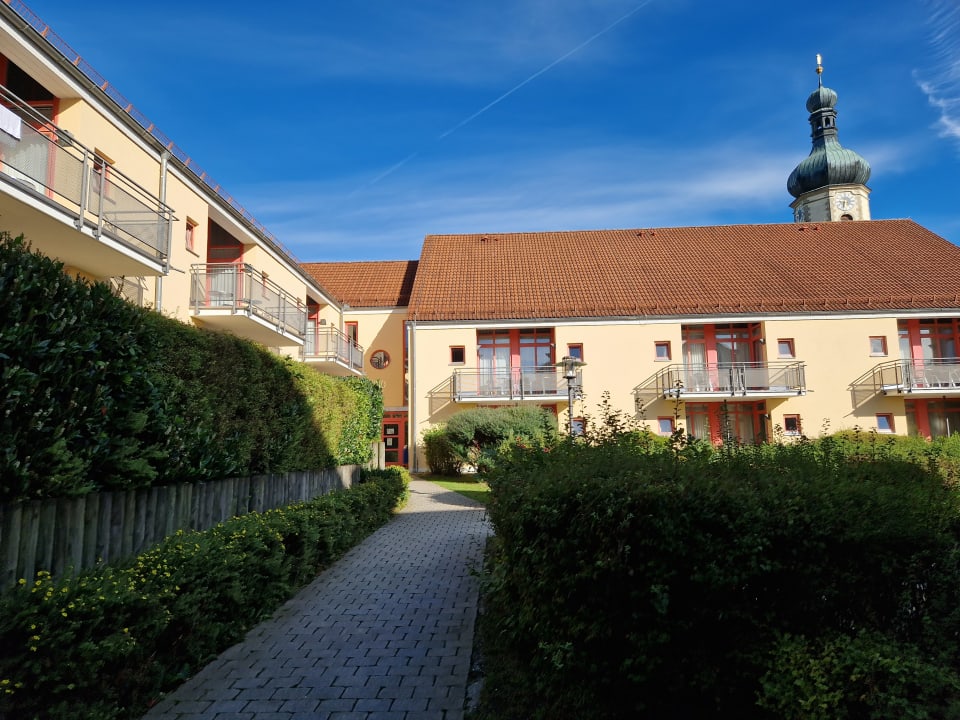 "Blick auf Zimmer A 127" Donna Hotel Klosterhof (Neukirchen beim ...