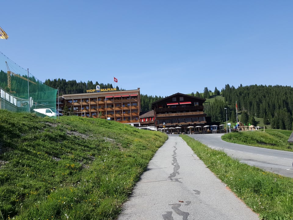 "Außenansicht" Golf- & Sporthotel Hof Maran (Arosa) • HolidayCheck ...