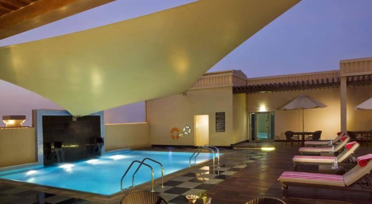 "Swimming pool" Mercure Gold Hotel Al Mina Road Dubai (Dubai ...