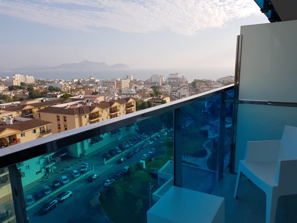 "Ausblick" BG Tonga Tower Design Hotel & Suites (Can Picafort ...