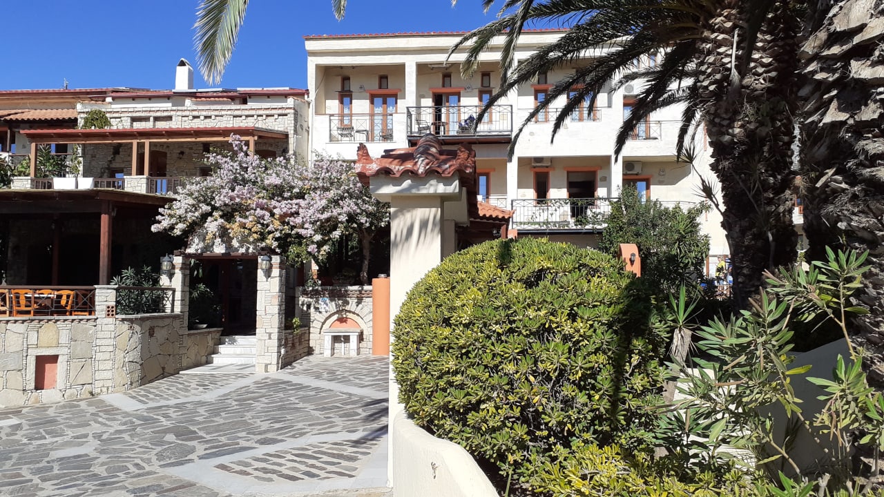 "Eingangsbereich" Hotel Kampos Village Resort (Kambos Marathokambos ...