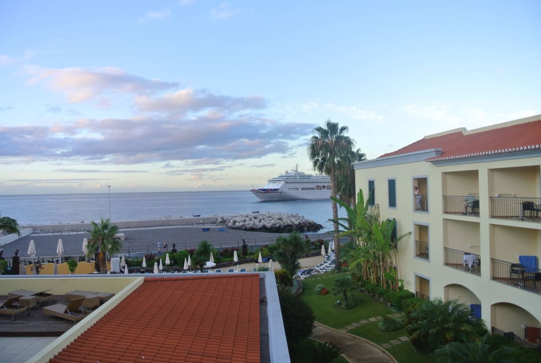 "Blick vom Zimmer" Hotel Porto Santa Maria (Funchal) • HolidayCheck ...