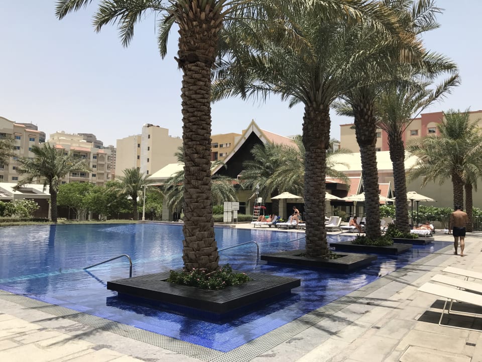"Pool" The Westin Doha Hotel & Spa (Doha) • HolidayCheck (Doha | Qatar)