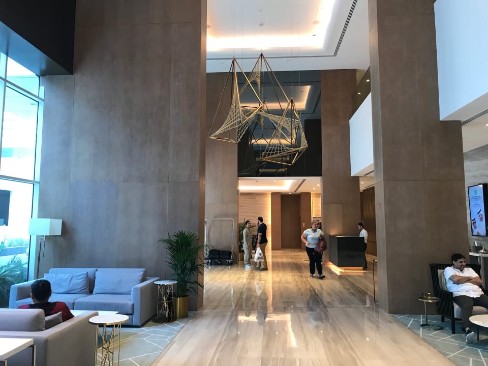 "Lobby" Dusit D2 Kenz Hotel Dubai (Dubai) • HolidayCheck (Dubai ...