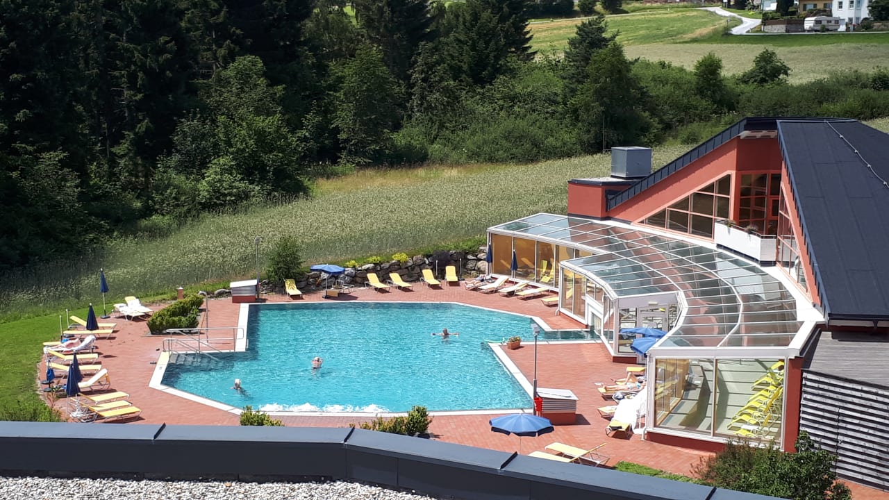 "Pool" Vivea Hotel Bad Traunstein (Bad Traunstein) • HolidayCheck ...