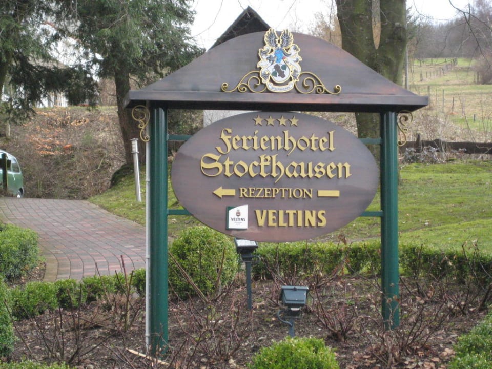 "Hotel Schild" Hotel Stockhausen (Schmallenberg) • HolidayCheck ...