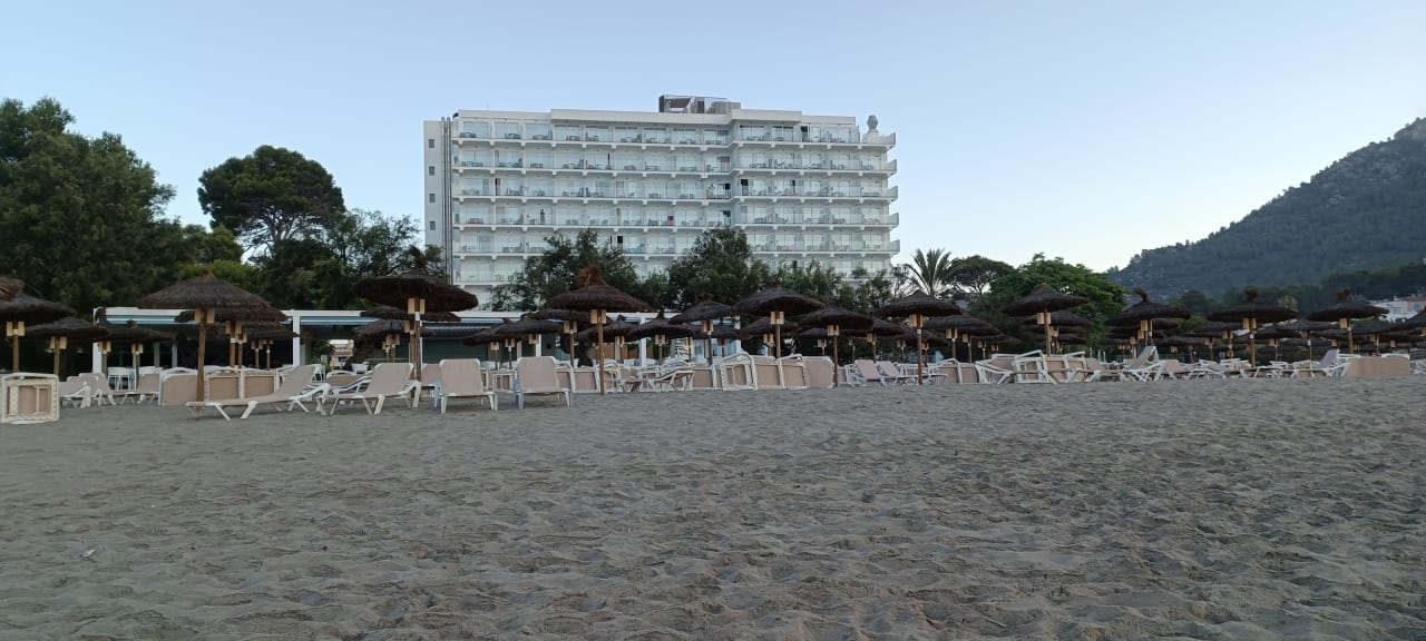 "Außenansicht" Universal Hotel Castell Royal (Canyamel) • HolidayCheck ...
