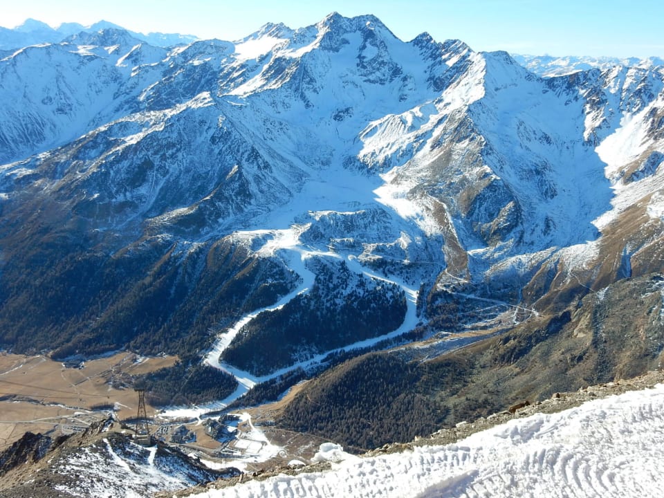 "Blick vom Gletscher ins T..." Hotel Vernagt am See (Maso Corto ...