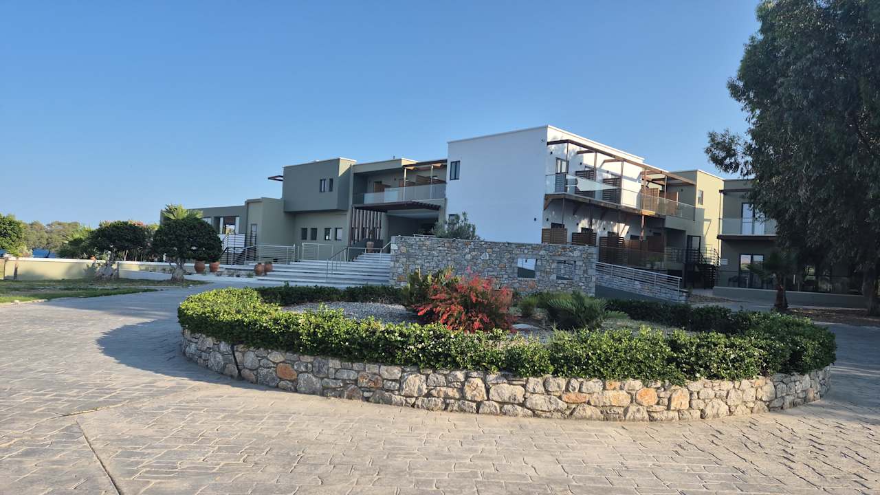 "Außenansicht" GENNADI Seaside Resort (Gennadi) • HolidayCheck (Rhodos ...