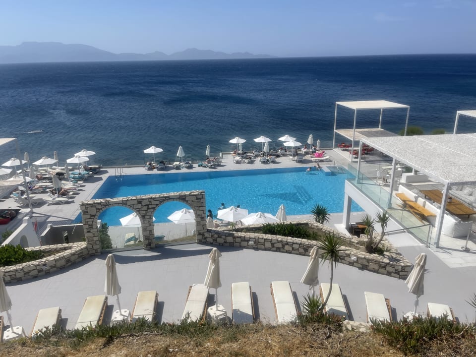 "Strand" Dimitra Beach Hotel & Suites (Aghios Fokas) • HolidayCheck ...