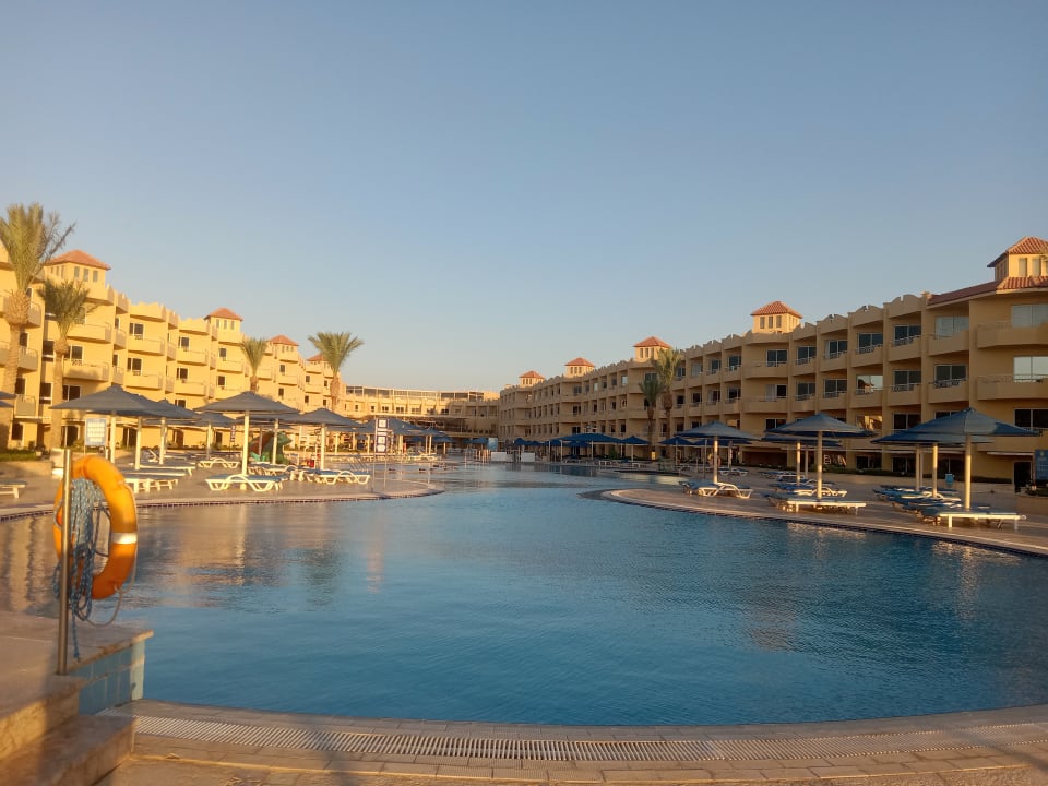 "Strand" Albatros Beach Club (Soma Bay) • HolidayCheck (Hurghada/Safaga ...