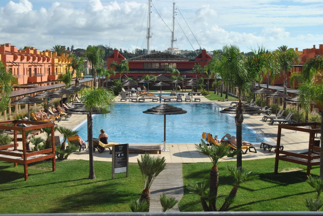 "Außenansicht" NH Marina Portimão Resort (Praia da Rocha ...