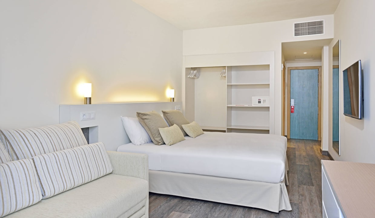 "Sol Room with Solarium Vi..." Sol Barbados (Magaluf) • HolidayCheck ...